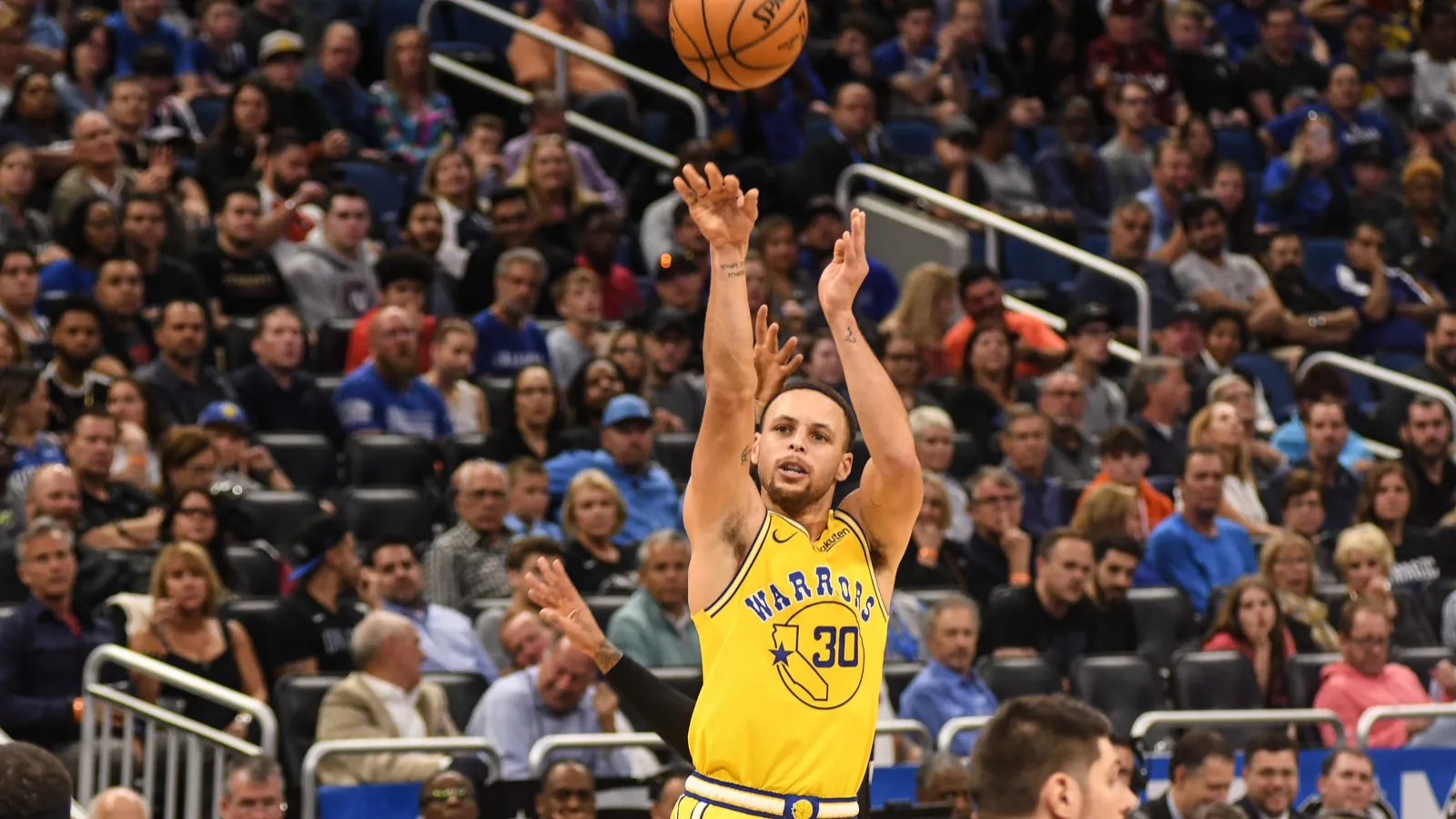 Warriors’ rotation adjustments with Stephen Curry out at least five ...